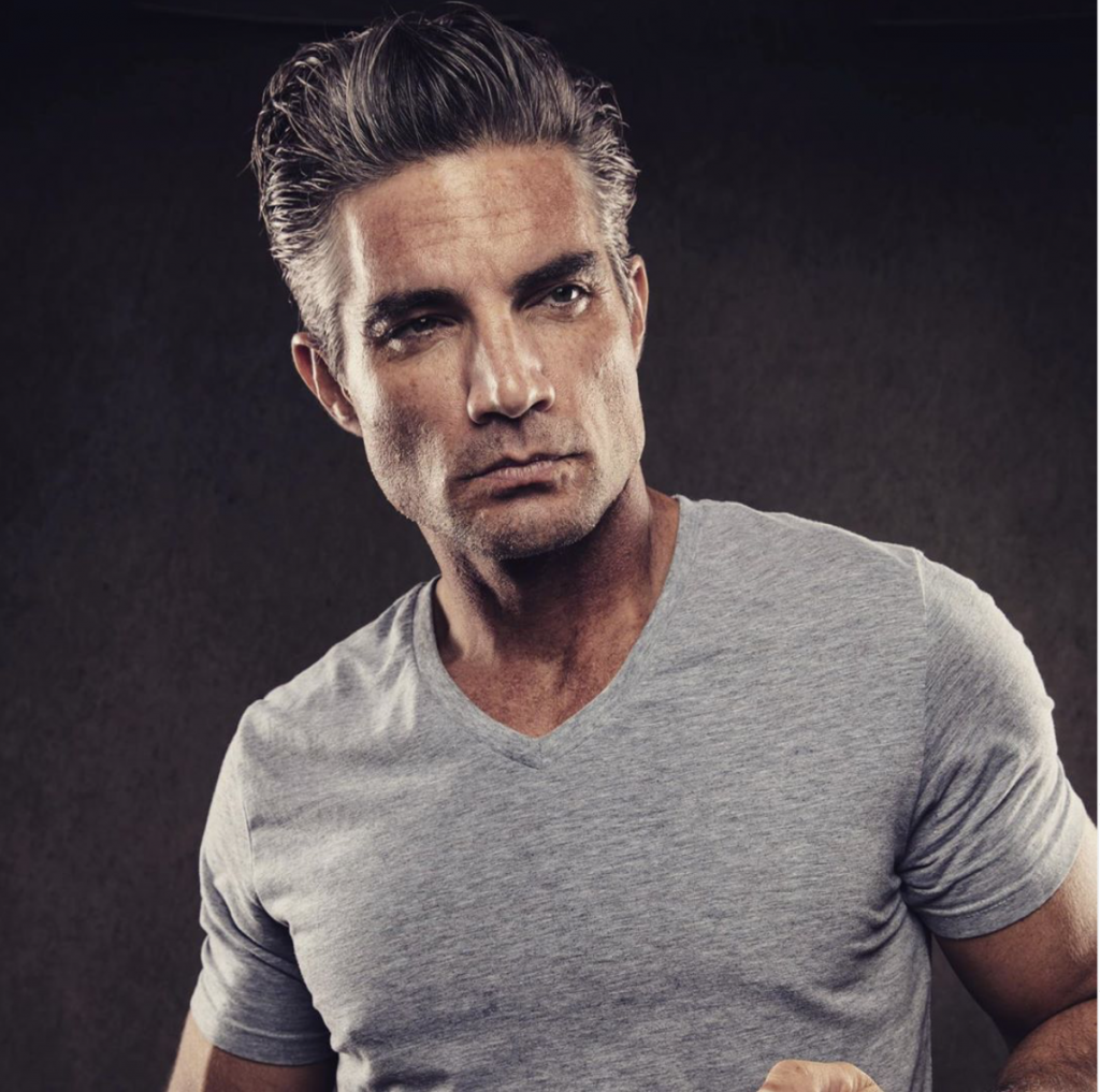 Víctor González : Actor Known for Niñas mal – Talentsofworld Articles