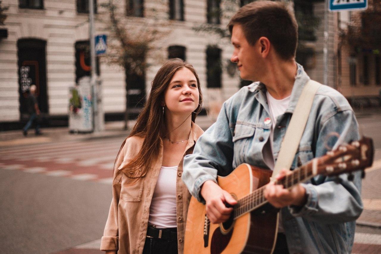 Tember Blanche: Ukrainian Folk Duo Triumphs Over Adversity Through Music - Talentsofworld Articles